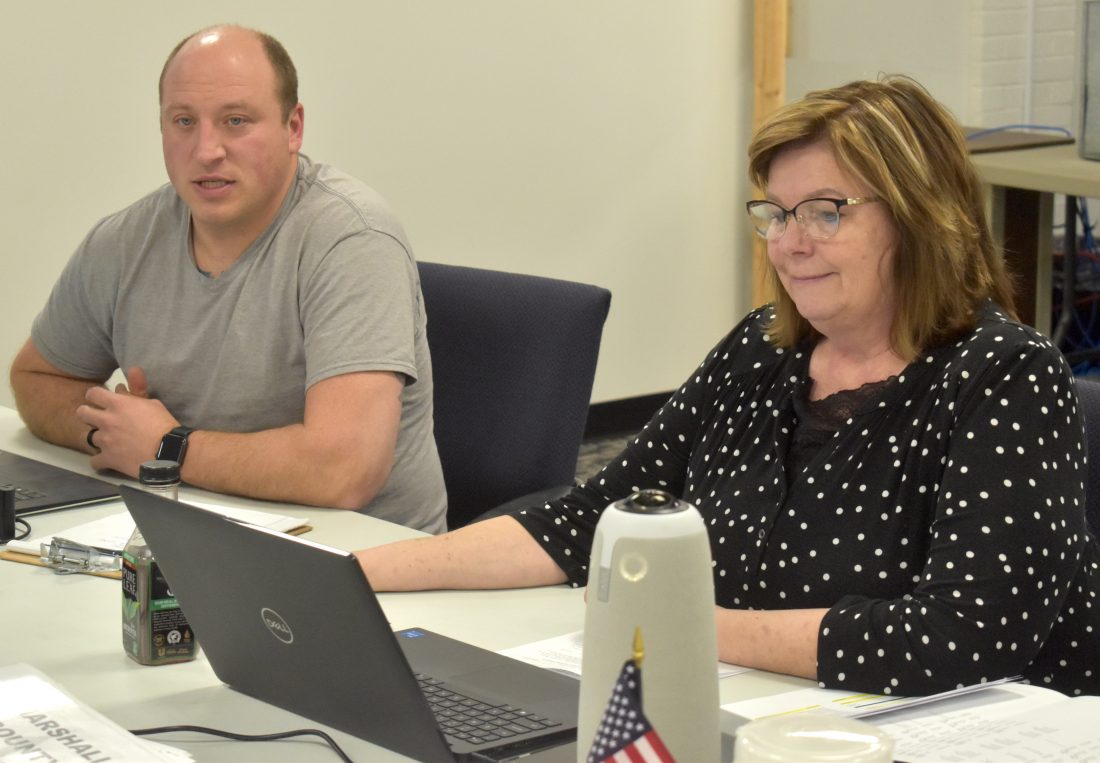 Supervisors discuss course of action with former courthouse contractor ...